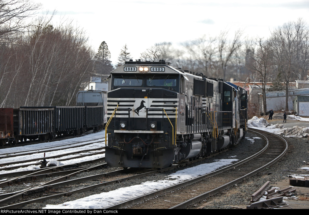 NS 6983 Leads ED-8 into Gardner